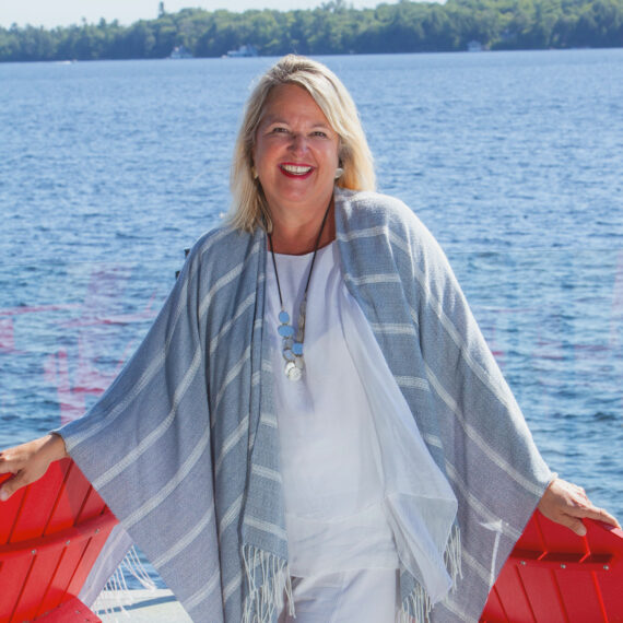 About - LAURA MORRISON sales representative